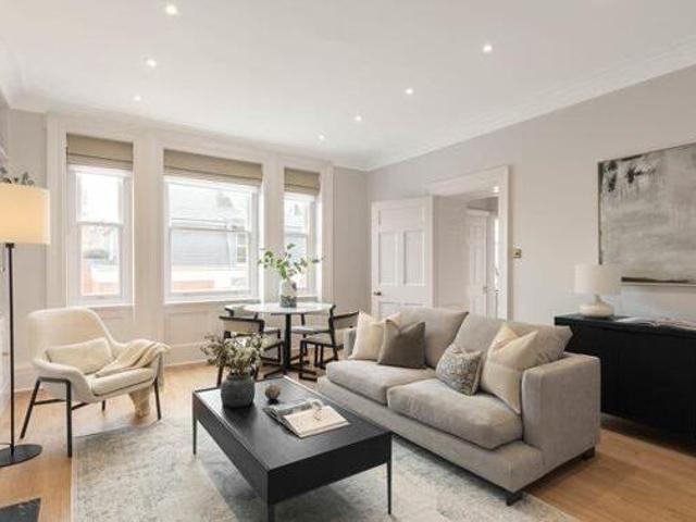 1 Bedroom Flat For Sale In Hay Hill, Mayfair