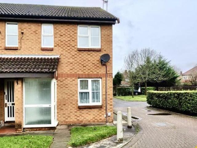 1 Bedroom Flat For Sale In Hayes, Greater London