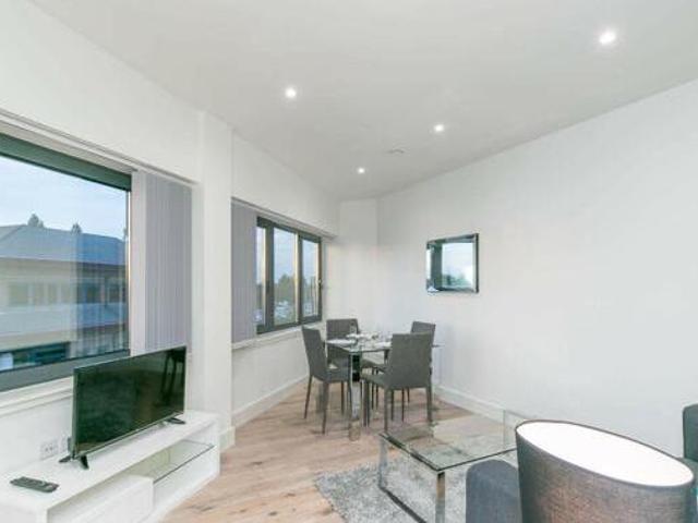 1 Bedroom Flat For Sale In Hayes, Greater London