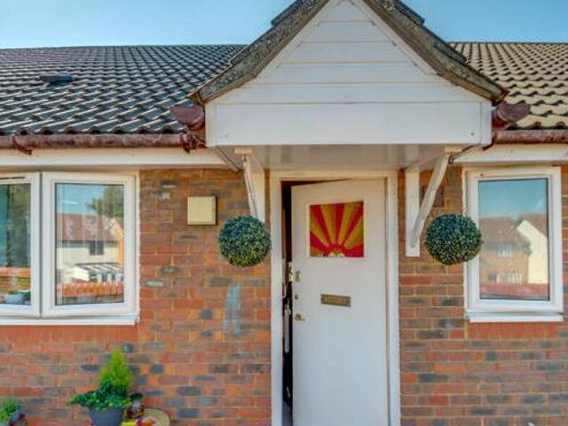 1 Bedroom Flat For Sale In Hayes, Middlesex
