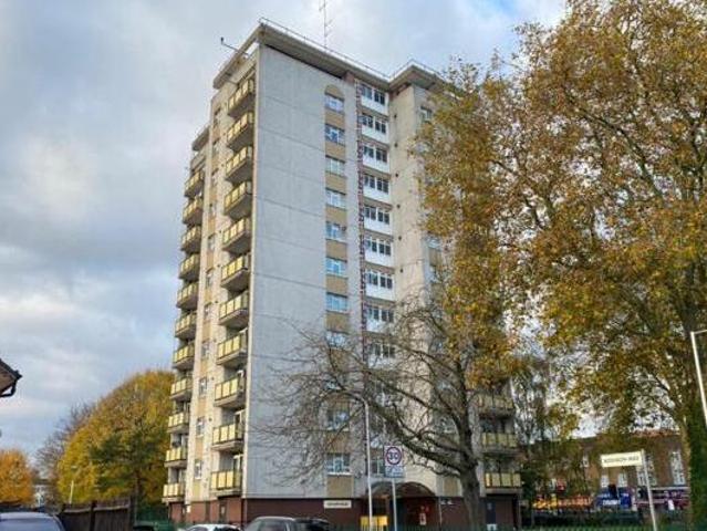 1 Bedroom Flat For Sale In Hayes, Middlesex