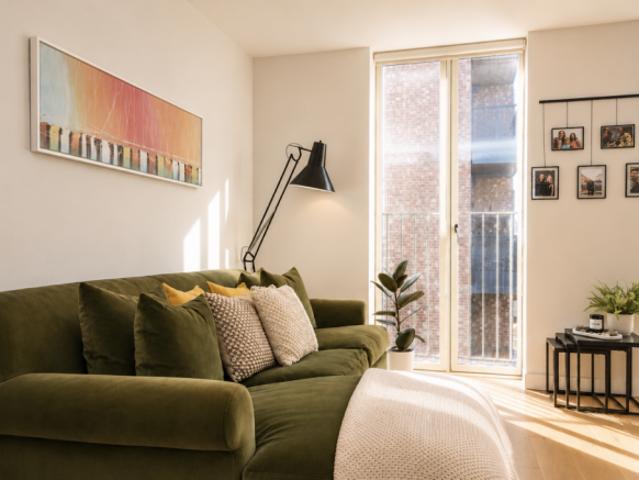 1 bedroom flat for sale in Hertfordshire House, Civic Close, St. Albans, Hertfordshire, AL1