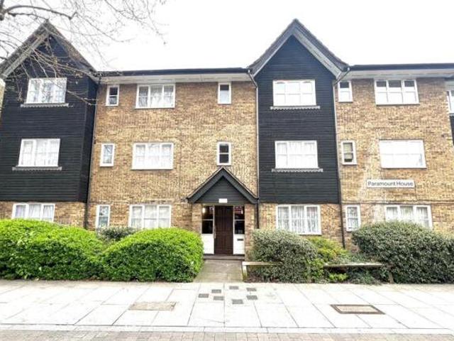 1 Bedroom Flat For Sale In High Road Leytonstone, London