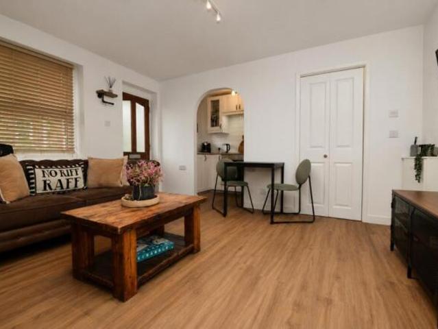 1 bedroom flat for sale in Hill Lane, Southampton, SO15