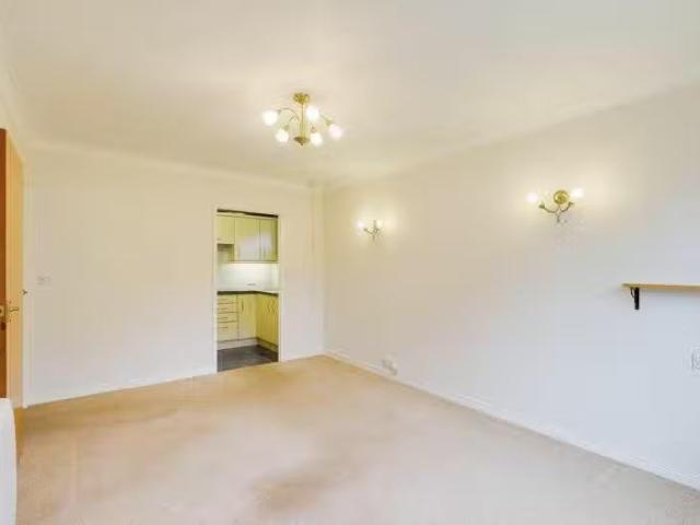 1 bedroom flat for sale in Hillyard Court, Wareham, BH20 4QX.