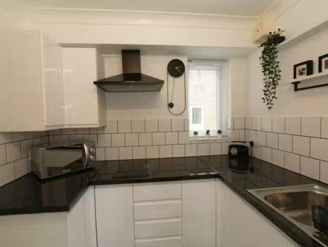 1 bedroom flat for sale in Hillyard Court, Wareham, BH20 4QX.