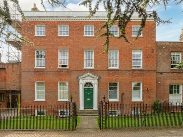 1 Bedroom Flat For Sale In Hitchin