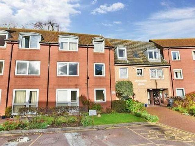 1 bedroom flat for sale in Homecastle House Bridgwater TA6 3DL TA6
