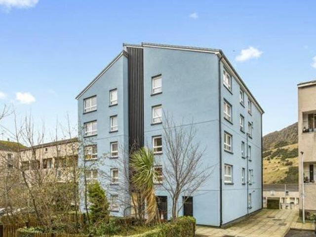 1 Bedroom Flat For Sale In Holyrood, Edinburgh