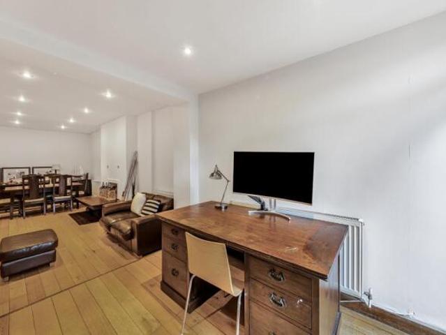 1 bedroom flat for sale in Holland Road, London, W14