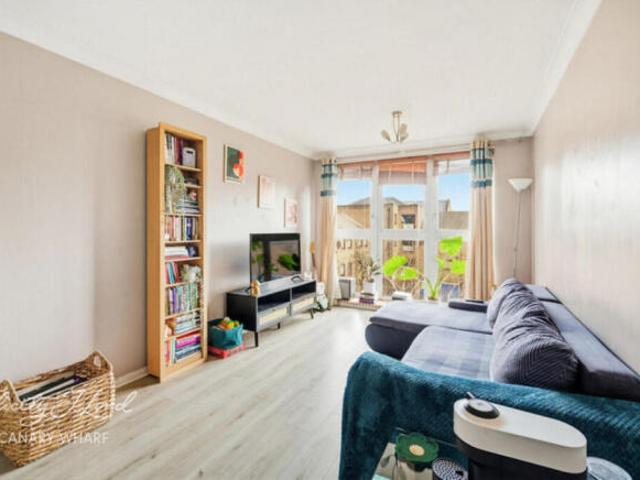 1 bedroom flat for sale in Horseferry Road, LONDON, E14