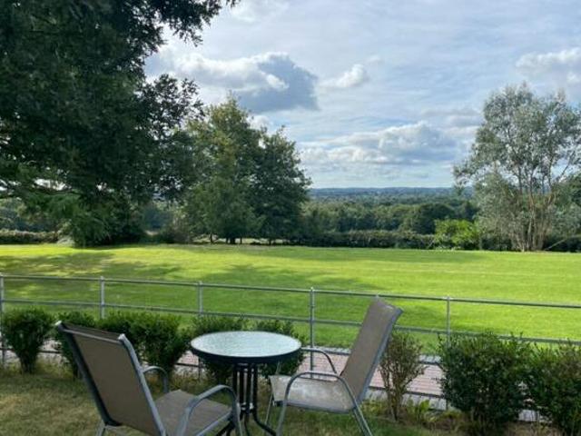 1 Bedroom Flat For Sale In Horsham