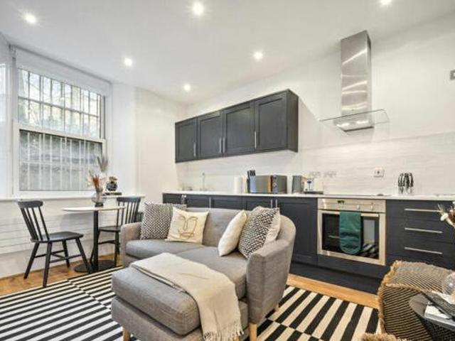 1 Bedroom Flat For Sale In Hyde Park