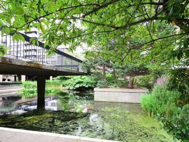 1 Bedroom Flat For Sale In Hyde Park Estate, London