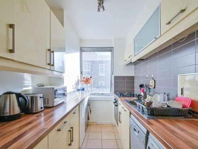 1 Bedroom Flat For Sale In Hyde Park Estate, London