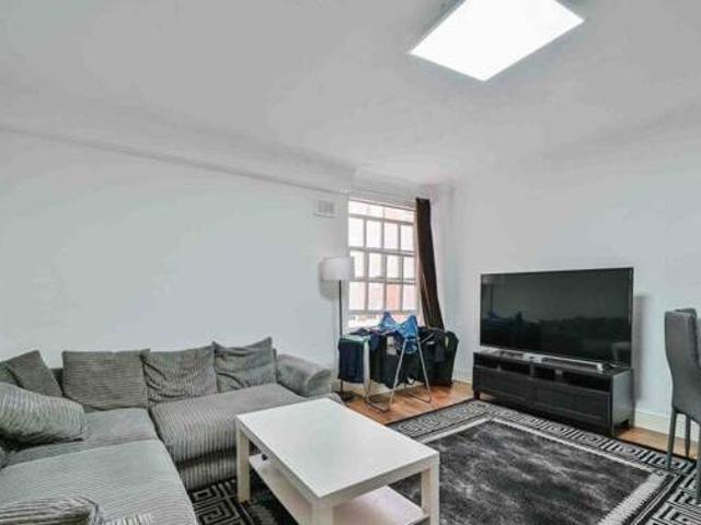 1 Bedroom Flat For Sale In Hyde Park Estate, London