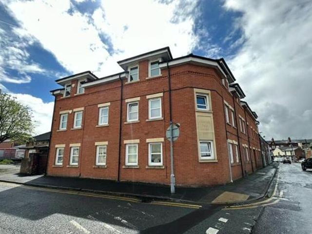 1 Bedroom Flat For Sale In Hyde