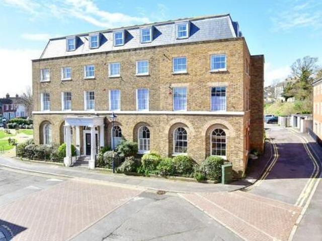 1 Bedroom Flat For Sale In Hythe
