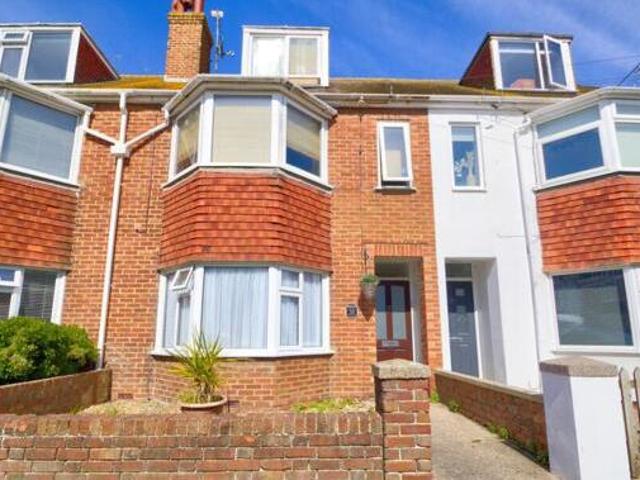 1 Bedroom Flat For Sale In Hythe