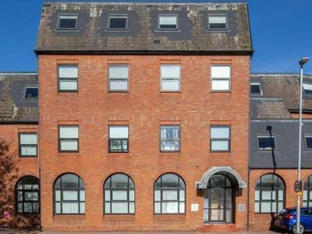 1 bedroom flat for sale in Icknield House 40 West Street Dunstable LU6