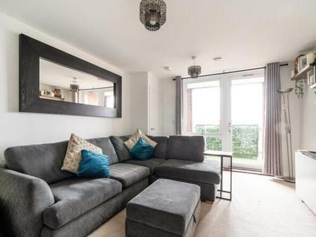 1 Bedroom Flat For Sale In Ilford, London