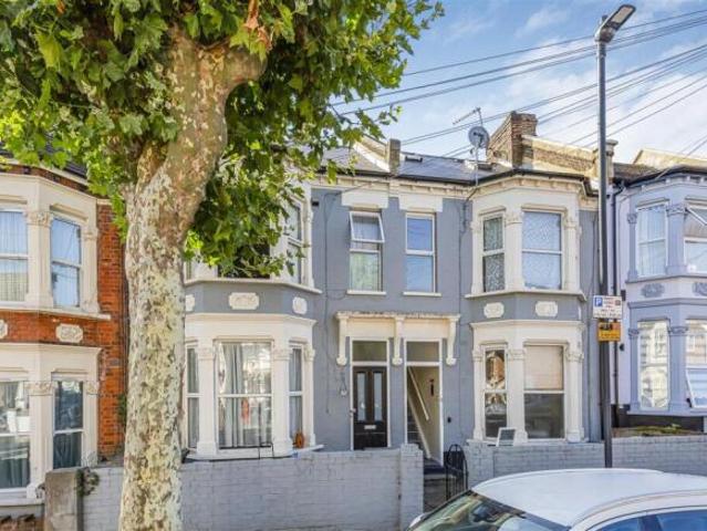 1 bedroom flat for sale in Inman Road, NW10