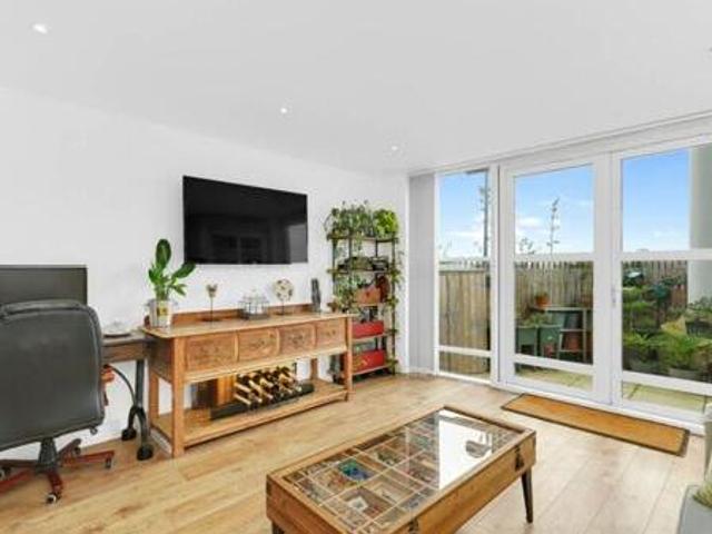 1 Bedroom Flat For Sale In Isle Of Dogs, London