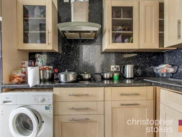 1 bedroom flat for sale in Johnby Close, Enfield, Greater London, EN3 6BJ, EN3