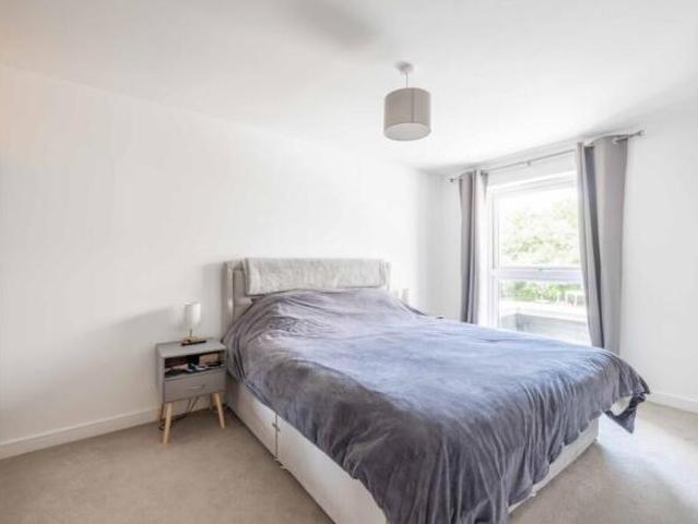 1 bedroom flat for sale in Jubilee House, Cornwall Gardens, Taplow, SL6