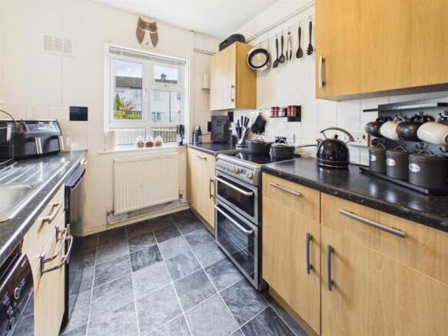 1 bedroom flat for sale in Kemble Road, Tuffley, Gloucester, GL4