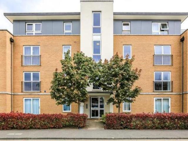 1 bedroom flat for sale in Kenway, Galleries Court, SS2