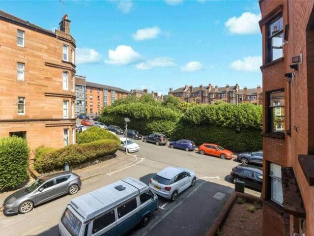 1 bedroom flat for sale in Kennoway Drive, Thornwood, Glasgow, G11