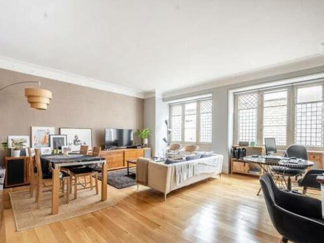 1 Bedroom Flat For Sale In Kensington, London