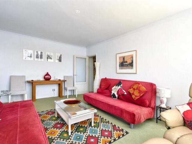 1 bedroom flat for sale in King Edwards Parade, Eastbourne, BN21