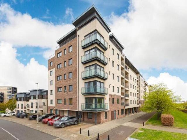 1 bedroom flat for sale in Kingsburgh Crescent, Edinburgh, Midlothian, EH5