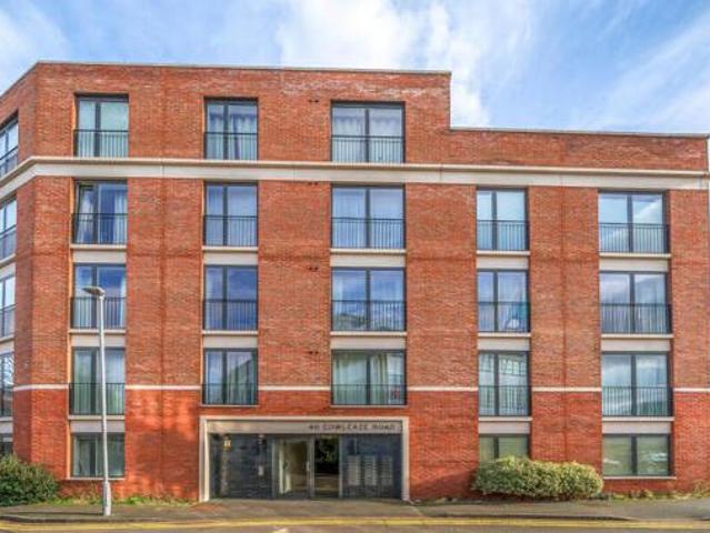 1 Bedroom Flat For Sale In Kingston Upon Thames
