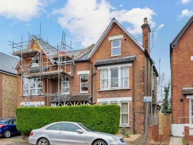 1 Bedroom Flat For Sale In Kingston Upon Thames, Surrey