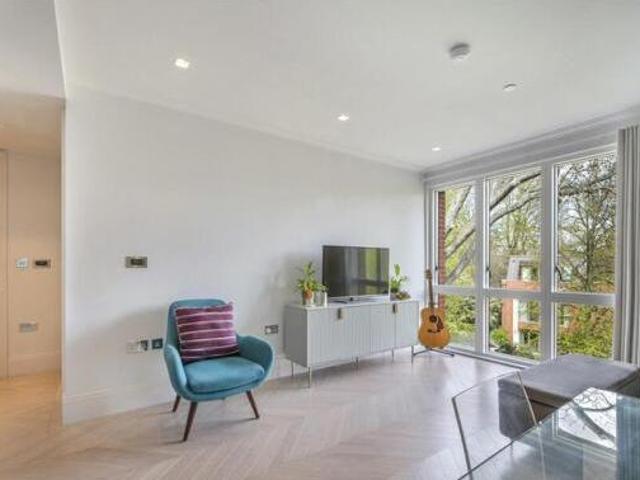 1 Bedroom Flat For Sale In Kidderpore Avenue