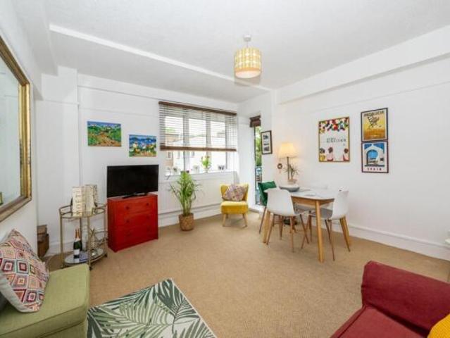 1 bedroom flat for sale in Kilburn Gate, North Maida Vale, NW6