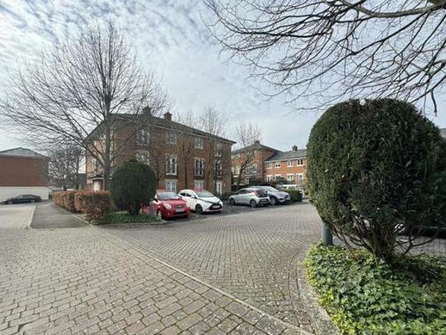 1 Bedroom Flat For Sale In Knowle