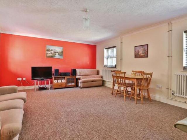 1 bedroom flat for sale in Knyveton Road, Bournemouth, Dorset, BH1