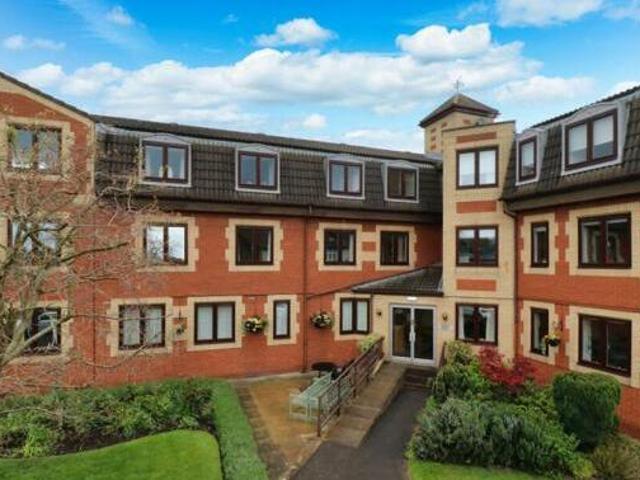 1 Bedroom Flat For Sale In Leeds, West Yorkshire