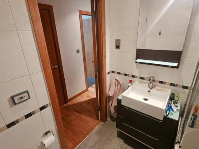 1 bedroom flat for sale in Leeds Road, Bradford, BD1