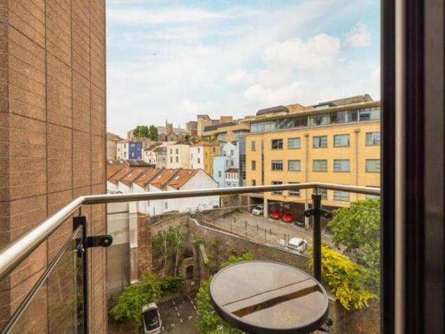 1 bedroom flat for sale in Lewins Mead, City Centre, BS1