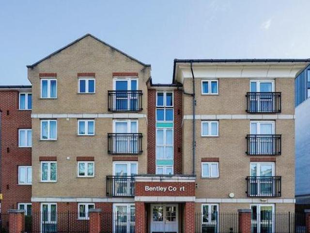 1 Bedroom Flat For Sale In Lewisham