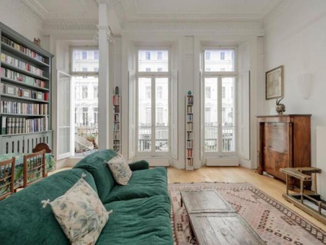1 bedroom flat for sale in Lexham Gardens, Earls Court, W8