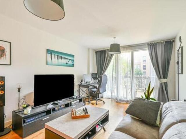 1 Bedroom Flat For Sale In Limehouse, London
