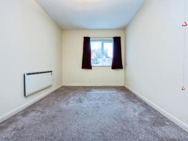 1 bedroom flat for sale in Linden Road, Bedford, Bedfordshire, MK40