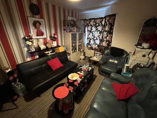 1 bedroom flat for sale in Linnaeus Street, Hull, HU3