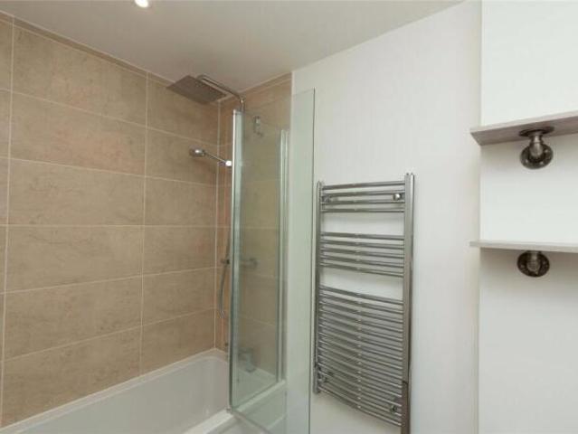 1 bedroom flat for sale in Fullbrook Drive, Basingstoke, RG21